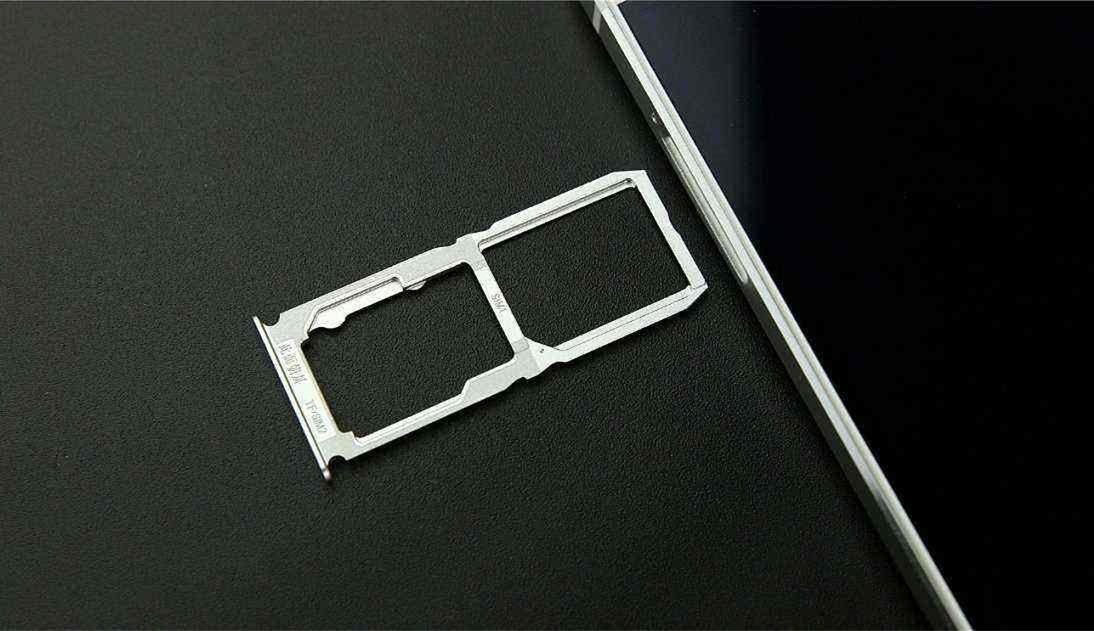 What is Dual SIM Dual Standby?